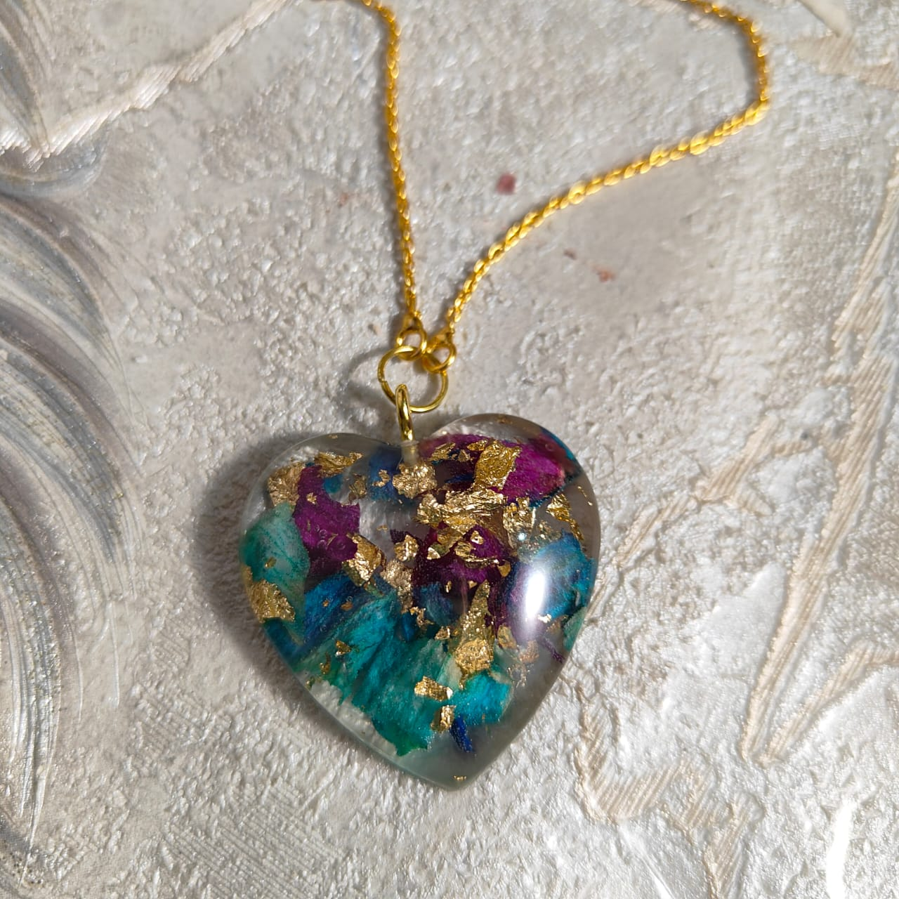 Shop Multicolor Flower Epoxy Heart Pendant with Golden Chain