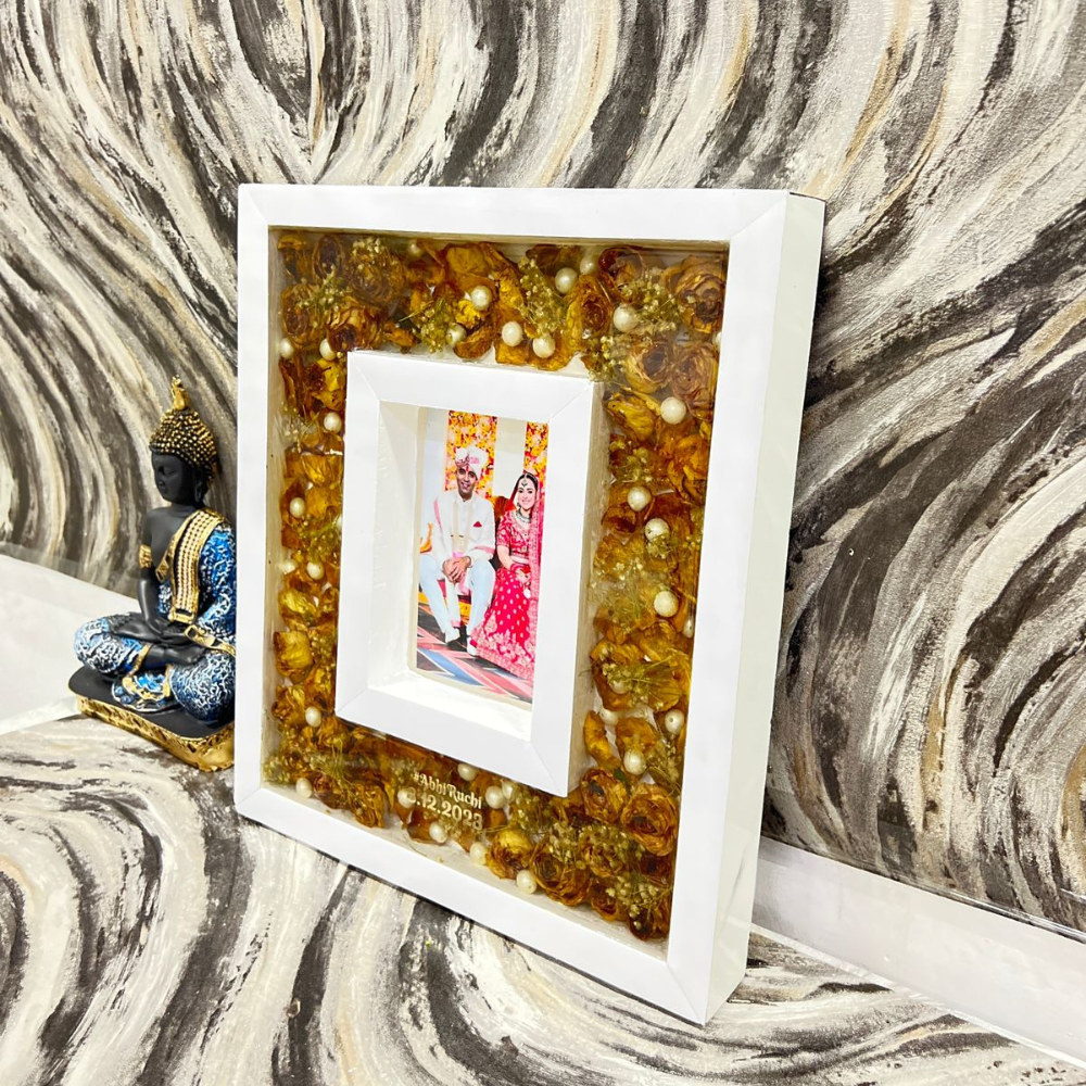 Preserve Wedding Varmala And Couple Photo In Epoxy Frame