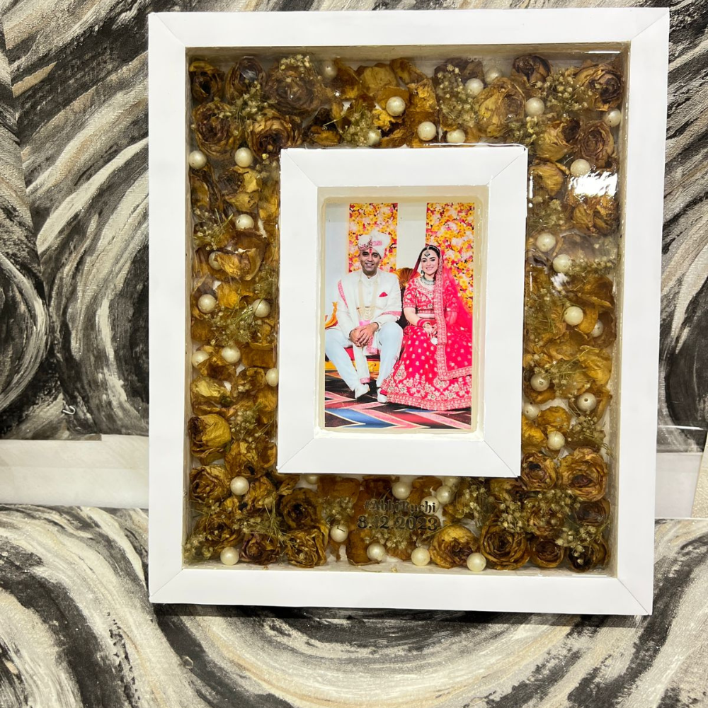 Preserve Wedding Varmala And Couple Photo In Epoxy Frame